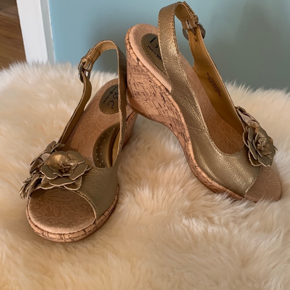 boc | Shoes | Gold Born Concept Boc Sandals Size 7 | Poshmark